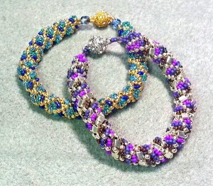 Russian Spiral Gets Reversed! Russian Spiral Video Tutorial | Beaded ...